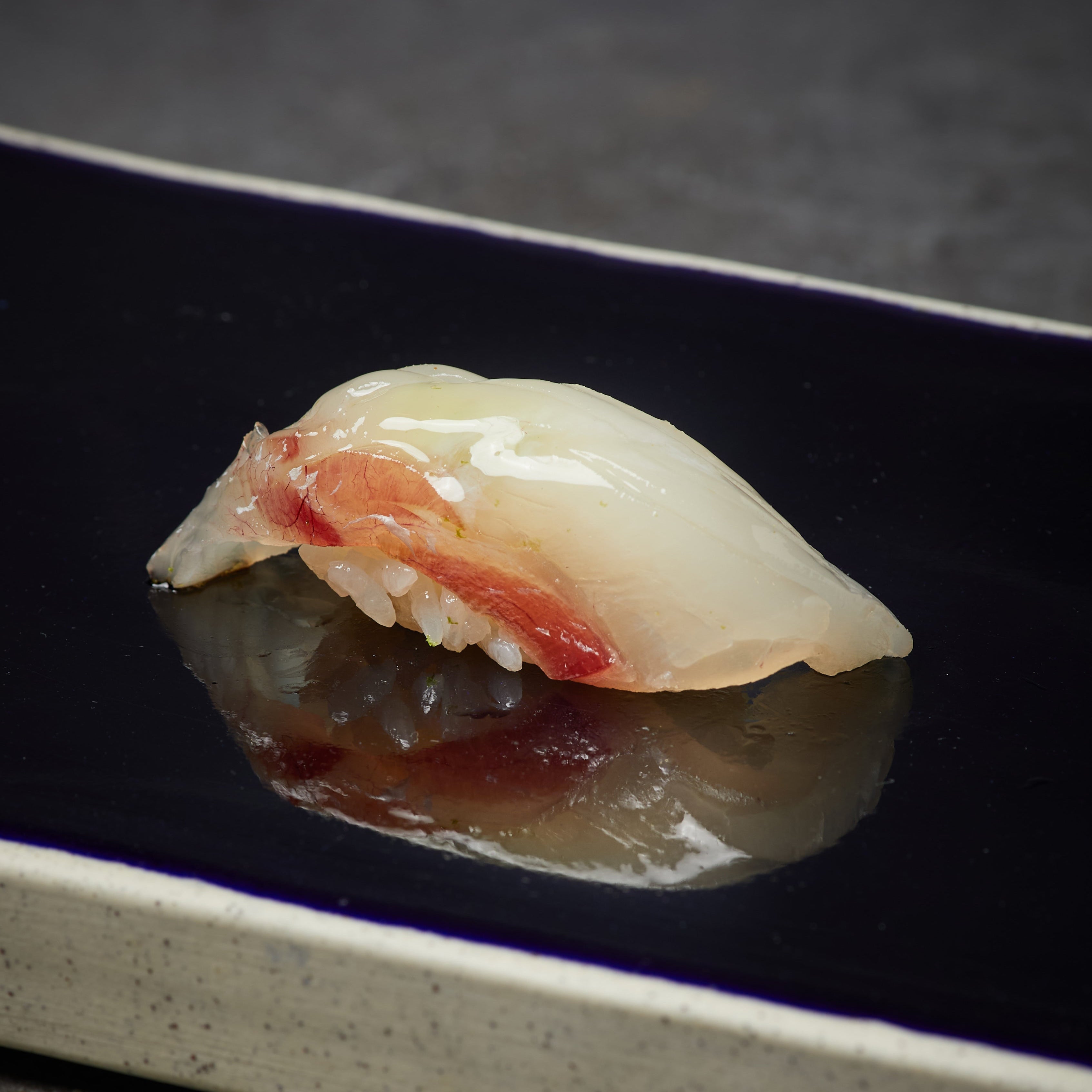 Snapper nigiri – UMINONO